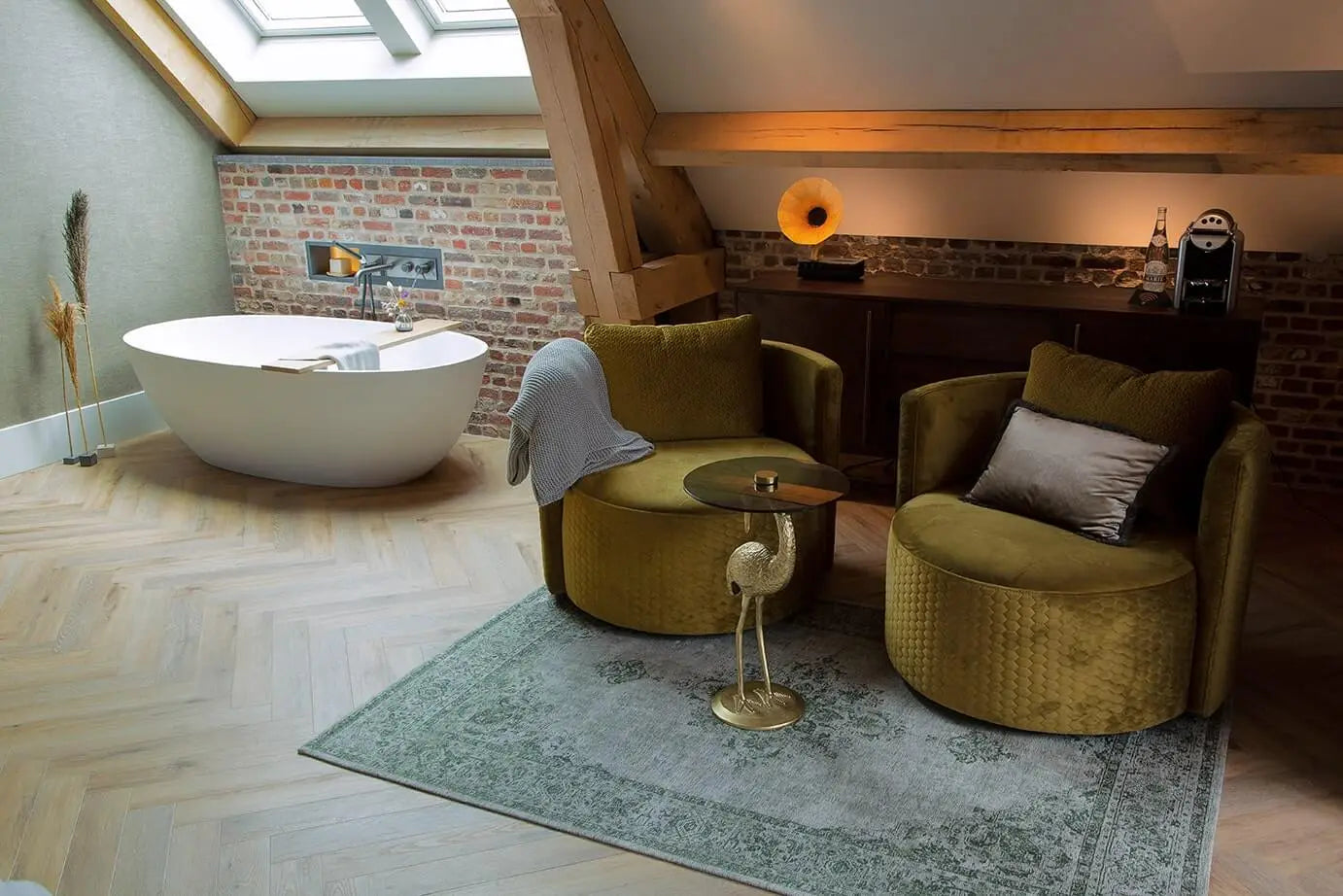 Eiken visgraat PVC vloer kopen? Ontdek deze 5 vloeren | Vloerenmarkt.nl